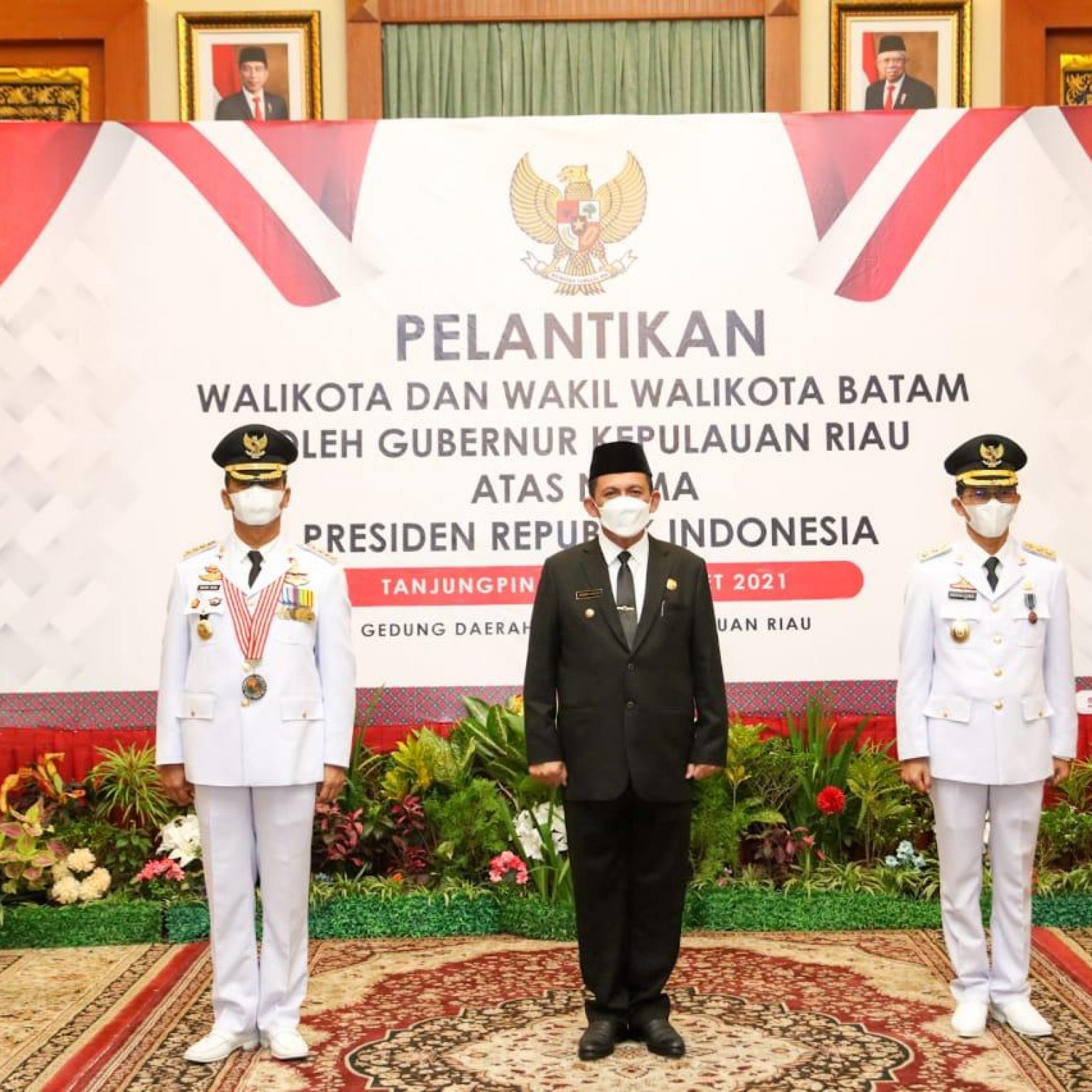 Gubernur Ansar Lantik Walikota dan Wakil Walikota Batam Terpilih ...